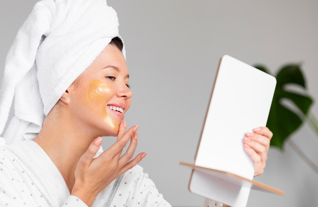 Cara Memakai Skincare yang Benar Agar Hasil Maksimal - Moztrip Beauty Info seputar skincare ...